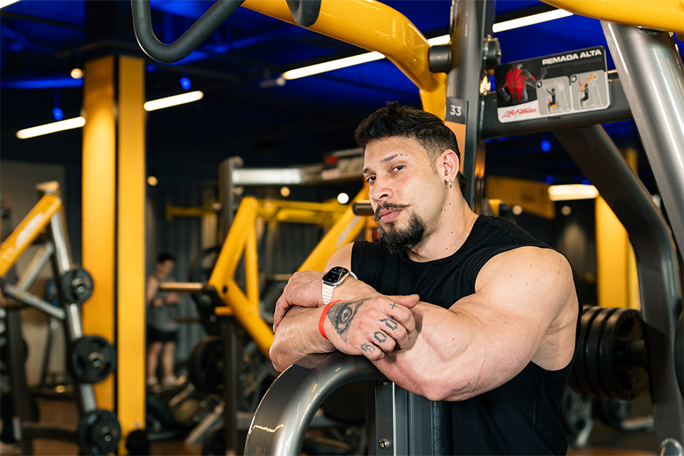 Treino Ramon Dino: conheça os exercícios essenciais para o ...